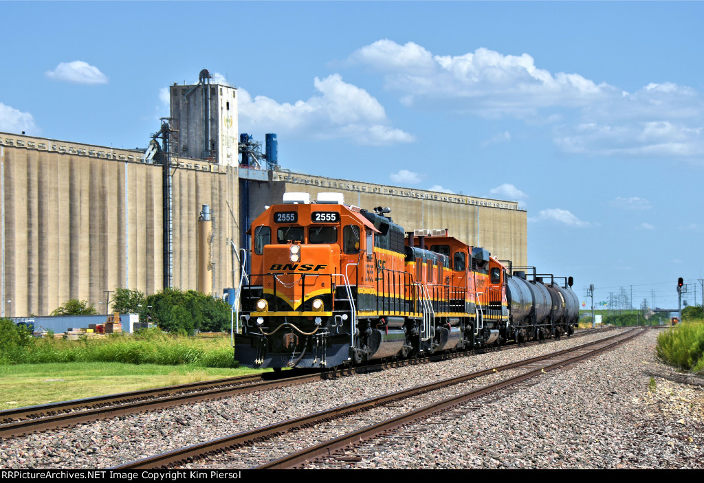 BNSF 2555 NB BNSF Wichita Falls Sub